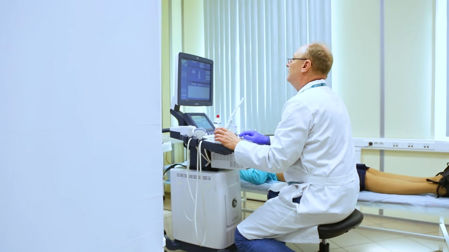 What's The Difference Between An Ultrasound And A Sonogram? From Sound ...